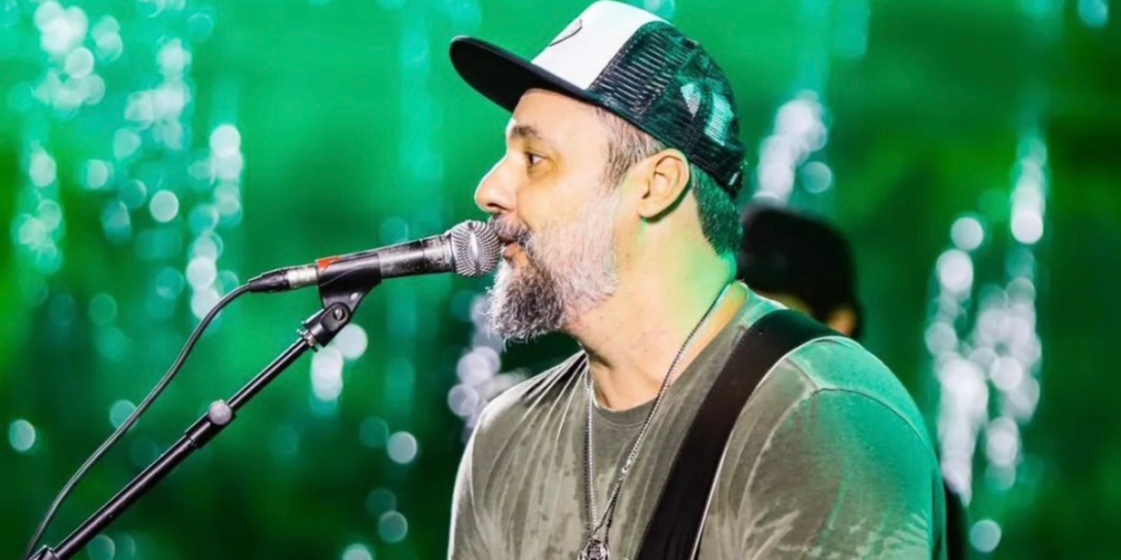 Cantor Lutte se apresenta com tributo a Bob Marley no Mariposa Itaigara ...